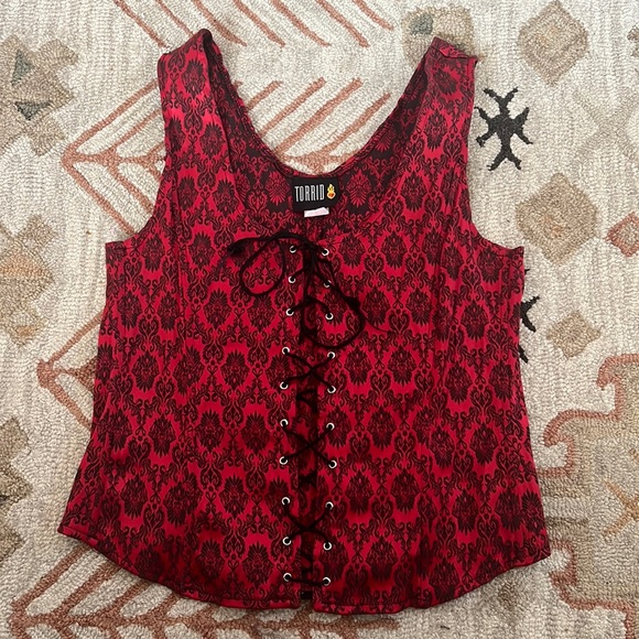 torrid | Tops | Vtg Y2k Torrid Lace Up Red Corset Tank Top With Boning ...